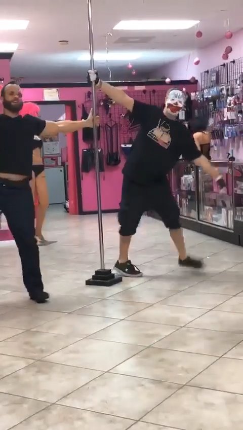 Stripper Pole Dancing - Clip # 3 ⋆ FlipFlop The Clown